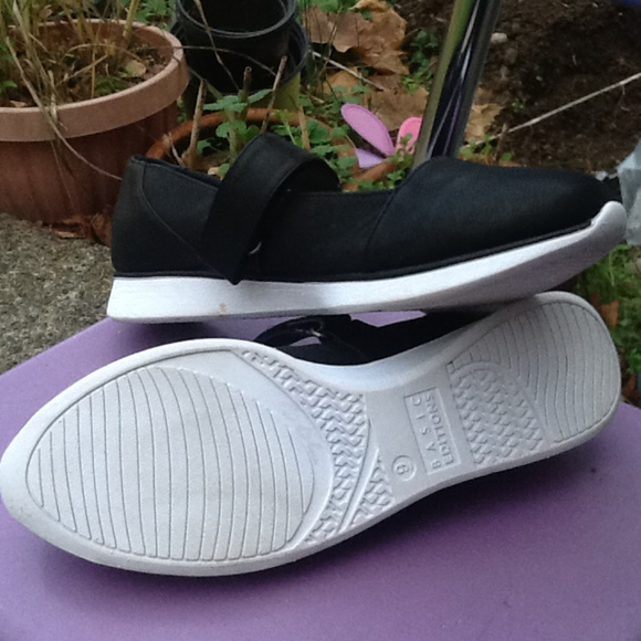 Basic Editions | Shoes | Basic Edition Memo Tech Black Leather Shoes ...